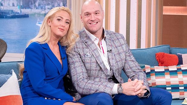 Tyson Fury & Wife Pose With All 6 Children On Family Vacation In ...